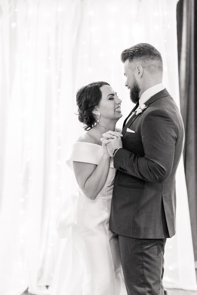 Dana & John | Classic & Snowy Winter Wedding - Petal & Glass Photography